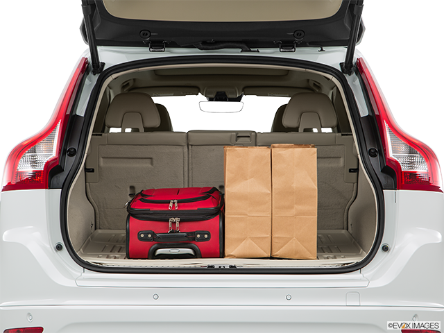 2016 Volvo XC60: Reviews, Price, Specs, Photos and Trims | Driving.ca