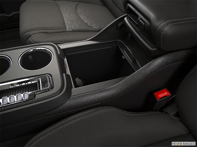 2016 GMC Acadia: Reviews, Price, Specs, Photos and Trims | Driving.ca