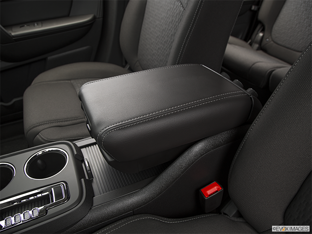 2016 GMC Acadia: Reviews, Price, Specs, Photos and Trims | Driving.ca