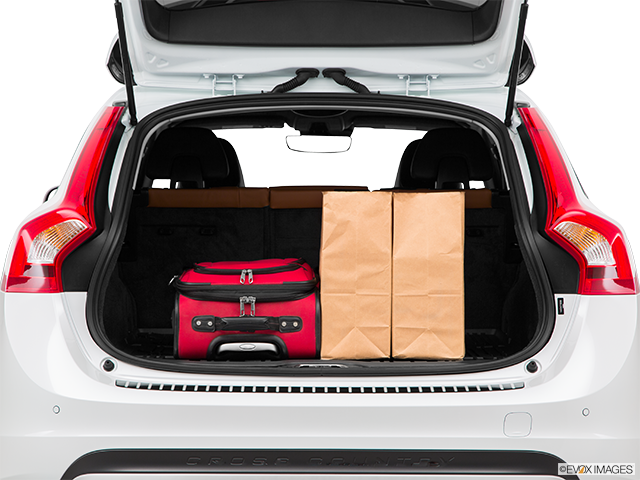 2015 Volvo V60 Cross Country: Reviews, Price, Specs, Photos and Trims ...