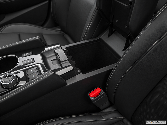 2016 Nissan Maxima: Price, Review, Photos (Canada) | Driving