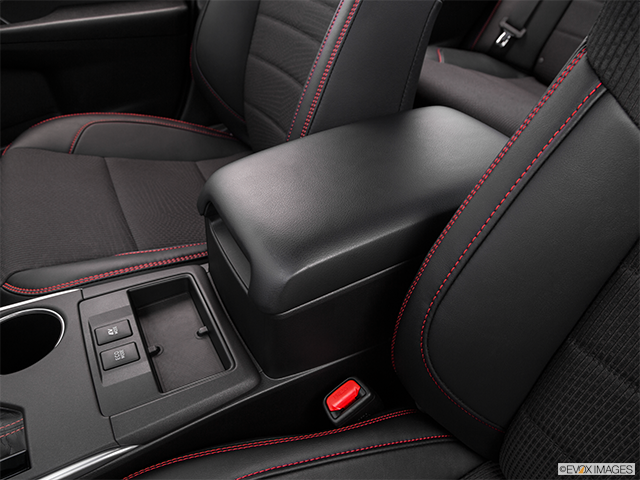 2016 Toyota Camry Hybrid: Reviews, Price, Specs, Photos and Trims ...