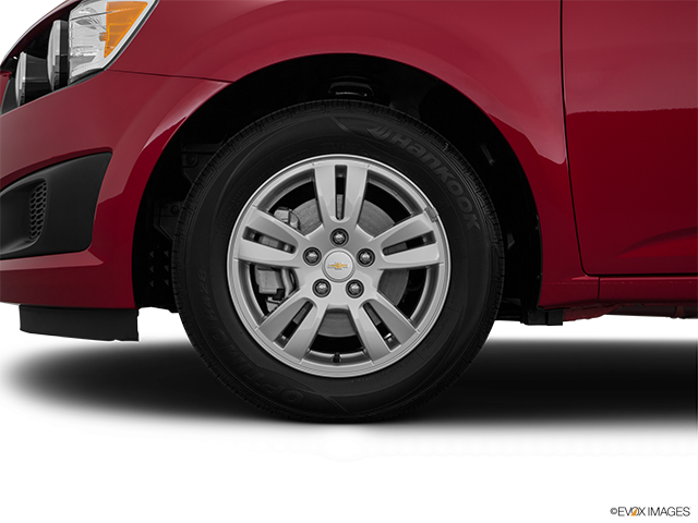 2016 Chevrolet Sonic: Price, Review, Photos and Specs - Read This ...