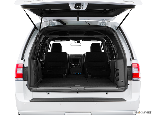 2016 Lincoln Navigator: Reviews, Price, Specs, Photos and Trims ...