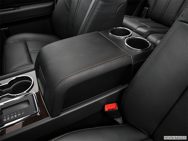 2016 Lincoln Navigator: Reviews, Price, Specs, Photos and Trims ...