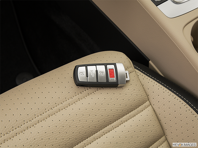 2016 Volkswagen CC: Price, Review, Photos and Specs - Read This Before ...