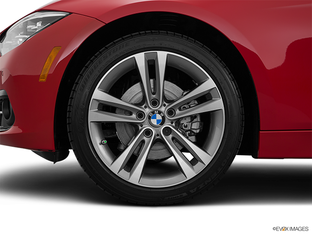 2016 BMW 3 Series: Price, Review, Photos and Specs - Read This Before ...