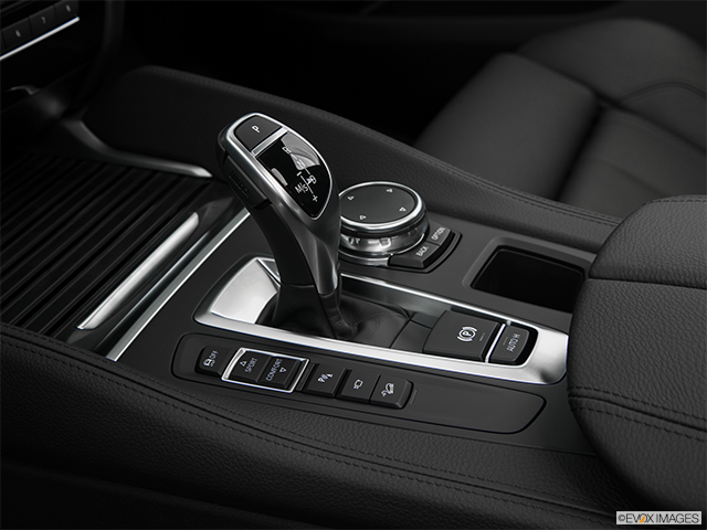 2016 BMW X6 xDrive35i: Price, Review, Photos (Canada) | Driving