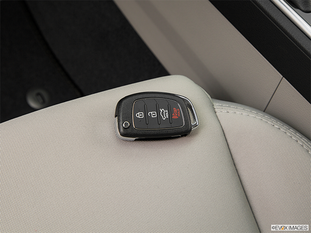 2016 Hyundai Sonata: Price, Review, Photos and Specs - Read This Before ...