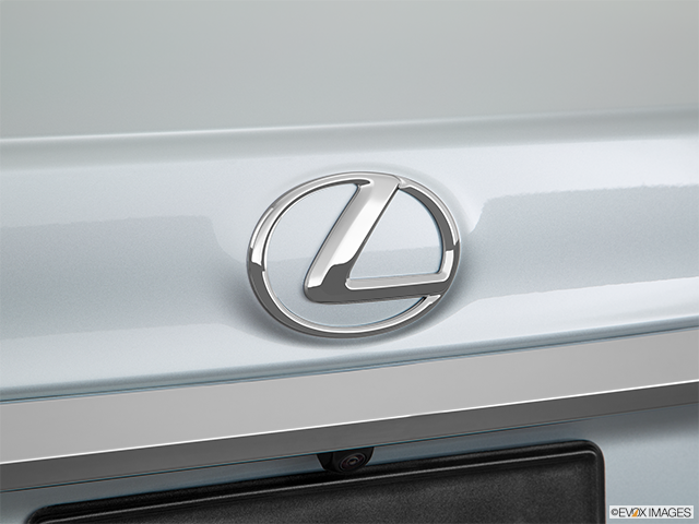 2016 Lexus ES 350: Price, Review, Photos and Specs - Read This Before ...