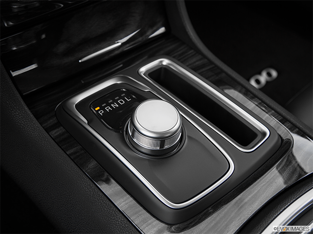 2016 Chrysler 300: Reviews, Price, Specs, Photos and Trims | Driving.ca