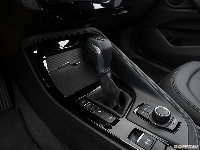 2016 BMW X1: Price, Review, Photos and Specs - Read This Before You Buy