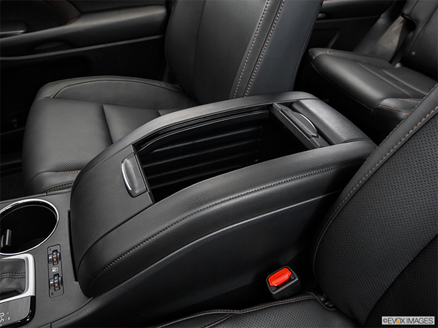 2016 Toyota Highlander Hybrid: Reviews, Price, Specs, Photos and Trims ...