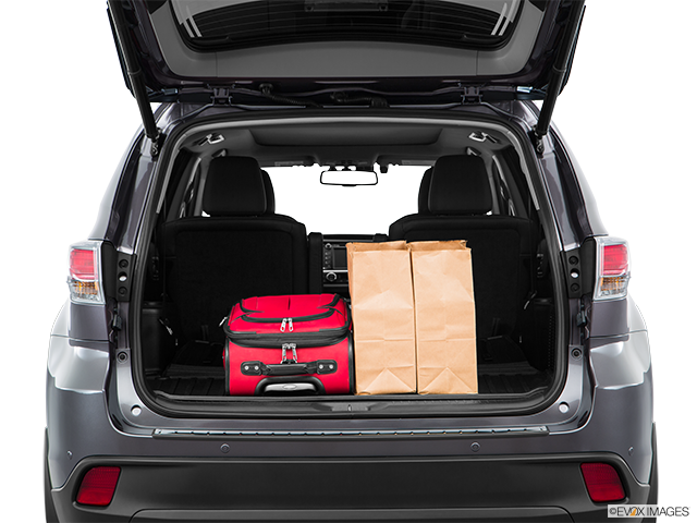 2016 Toyota Highlander Hybrid: Reviews, Price, Specs, Photos and Trims ...