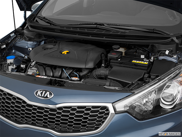 2016 Kia Forte 5-Door 2.0 LX+ 6MT: Price, Review, Photos (Canada) | Driving