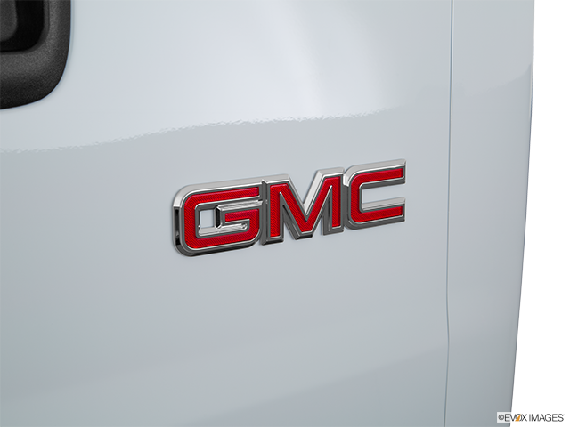 GMC Savana 2016: Essais routiers, prix, spécifications, photos et ...