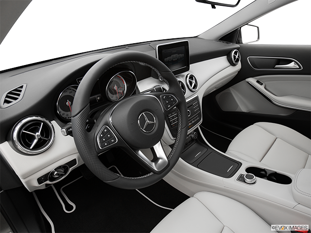 2016 Mercedes-Benz GLA-Class: Reviews, Price, Specs, Photos and Trims ...