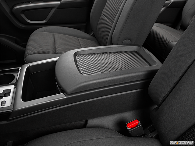 2015 Nissan Titan: Price, Review, Photos (Canada) | Driving