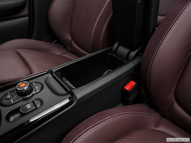 2016 MINI Clubman: Price, Review, Photos and Specs (Canada) | Driving.ca