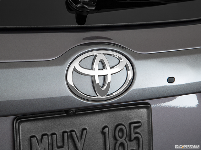 2016 Toyota Highlander: Reviews, Price, Specs, Photos and Trims ...