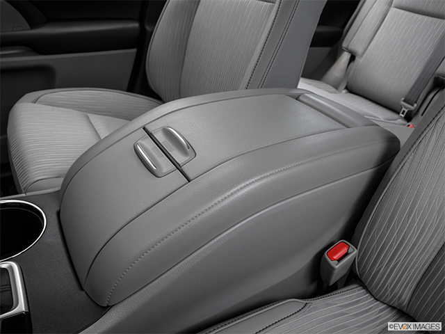 2016 Toyota Highlander: Price, Review, Photos and Specs - Read This ...