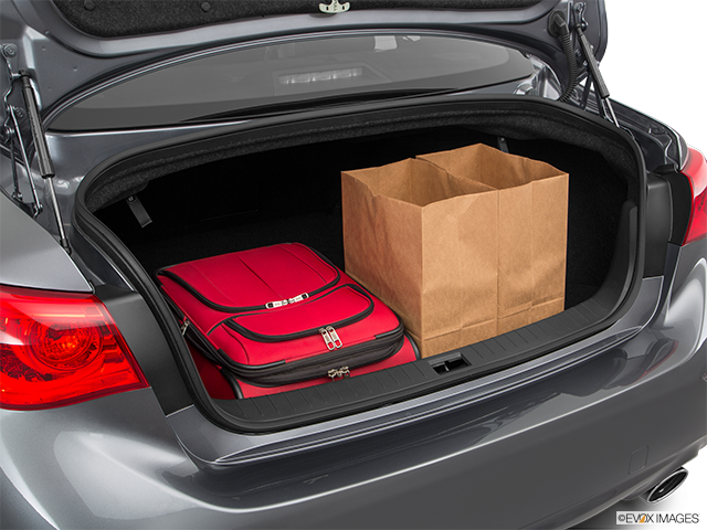 2016 Infiniti Q50: Price, Review, Photos (Canada) | Driving