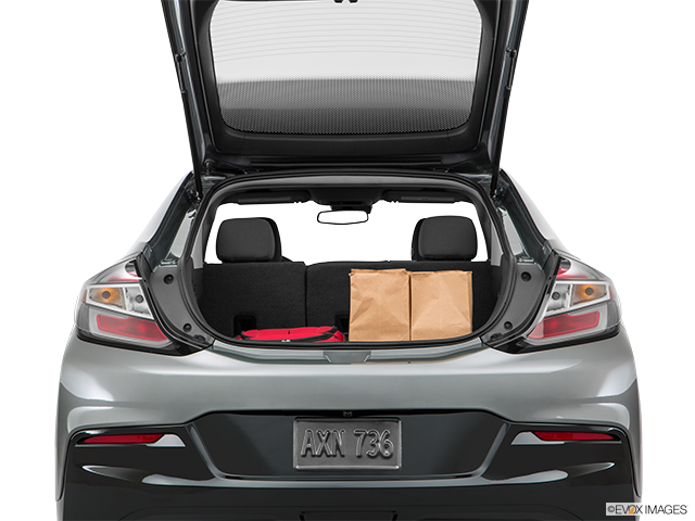 2017 Chevrolet Volt: Reviews, Price, Specs, Photos and Trims | Driving.ca