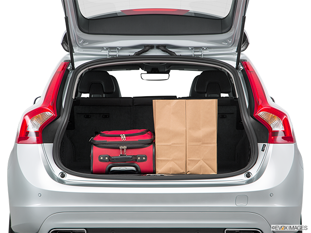 2016 Volvo V60: Reviews, Price, Specs, Photos and Trims | Driving.ca