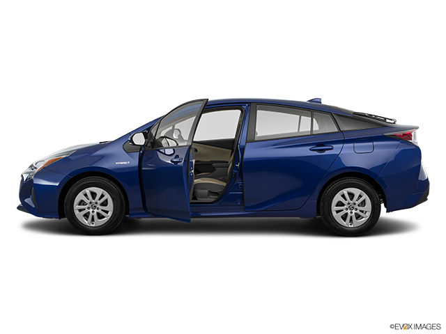 2016 Toyota Prius: Reviews, Price, Specs, Photos and Trims | Driving.ca