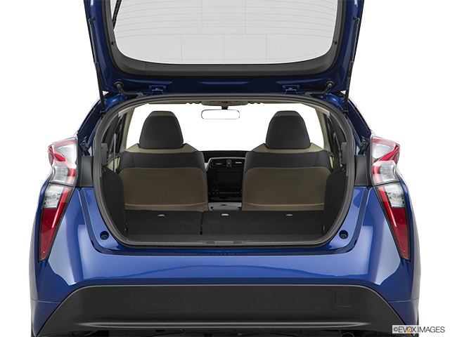 2016 Toyota Prius: Reviews, Price, Specs, Photos and Trims | Driving.ca