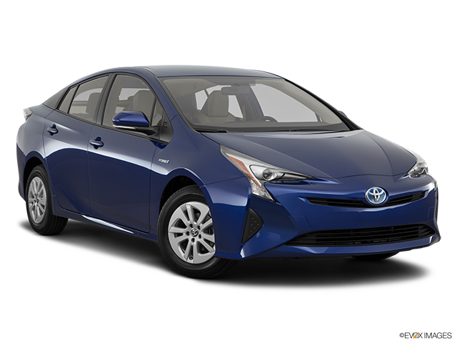 2016 Toyota Prius: Price, Review, Photos and Specs - Read This Before ...