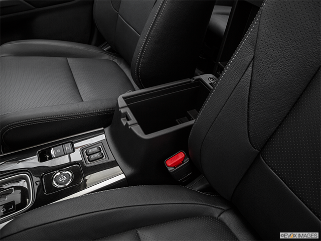 2017 Mitsubishi Outlander: Reviews, Price, Specs, Photos and Trims ...