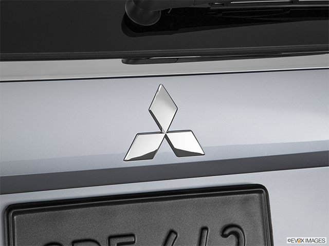 2017 Mitsubishi Outlander: Price, Review, Photos and Specs - Read This ...