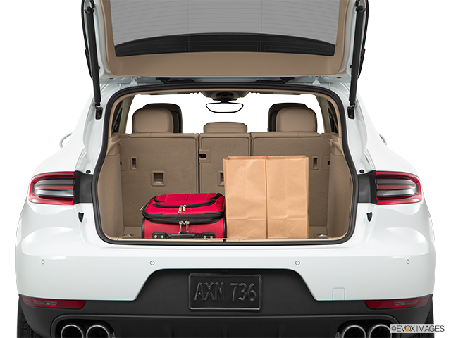 2017 Porsche Macan: Reviews, Price, Specs, Photos and Trims | Driving.ca