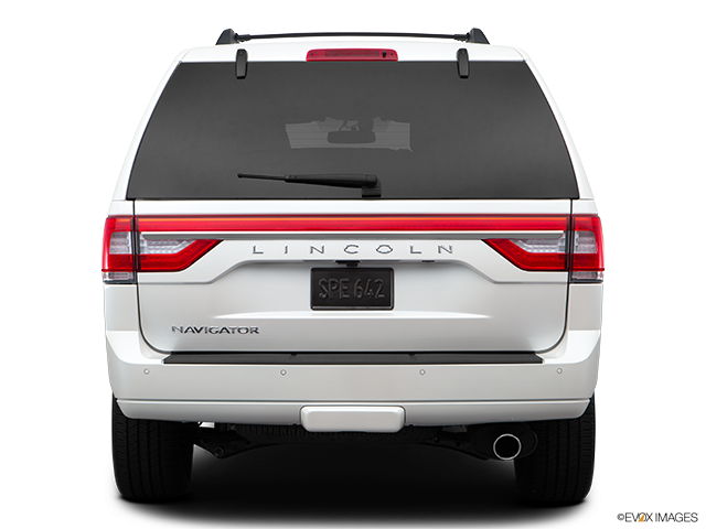 2017 Lincoln Navigator: Reviews, Price, Specs, Photos and Trims ...
