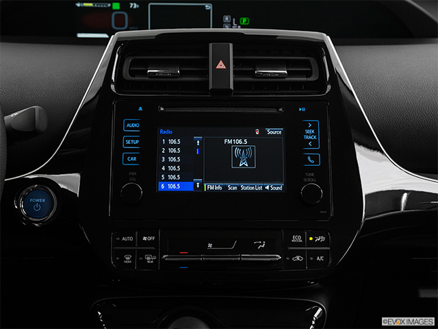 2017 Toyota Prius: Price, Review, Photos and Specs - Read This Before ...