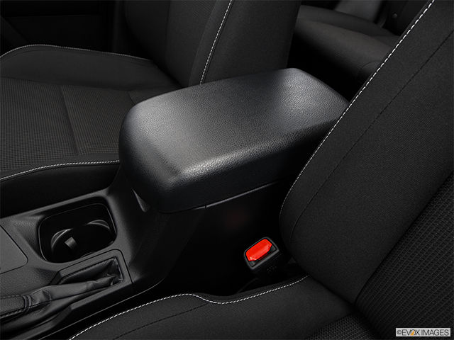 2017 Toyota RAV4 Hybrid: Reviews, Price, Specs, Photos and Trims ...