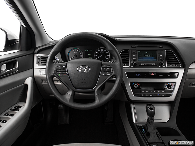 2017 Hyundai Sonata Hybrid Reviews Price Specs Photos And Trims