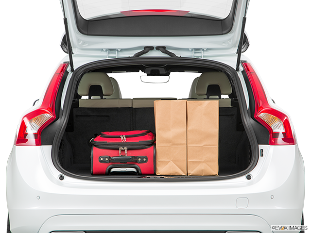 2017 Volvo V60: Reviews, Price, Specs, Photos and Trims | Driving.ca