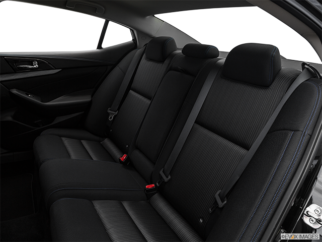 2017 Nissan Maxima: Reviews, Price, Specs, Photos and Trims | Driving.ca