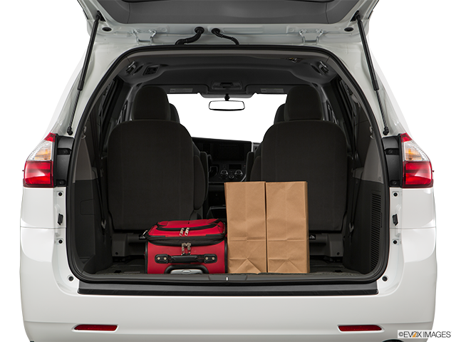 2017 Toyota Sienna: Reviews, Price, Specs, Photos and Trims | Driving.ca