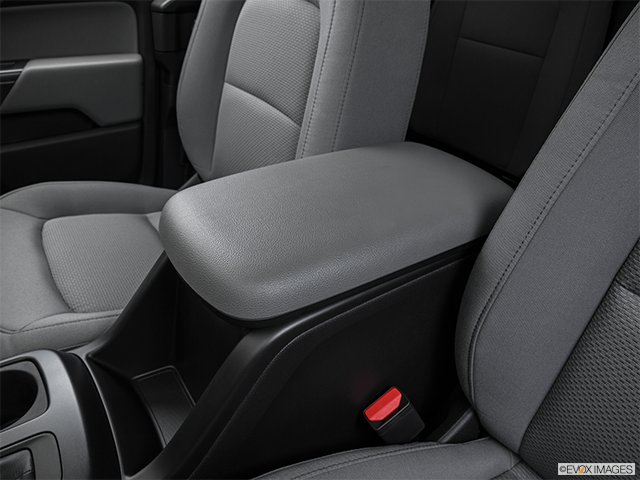2017 GMC Canyon: Reviews, Price, Specs, Photos and Trims | Driving.ca
