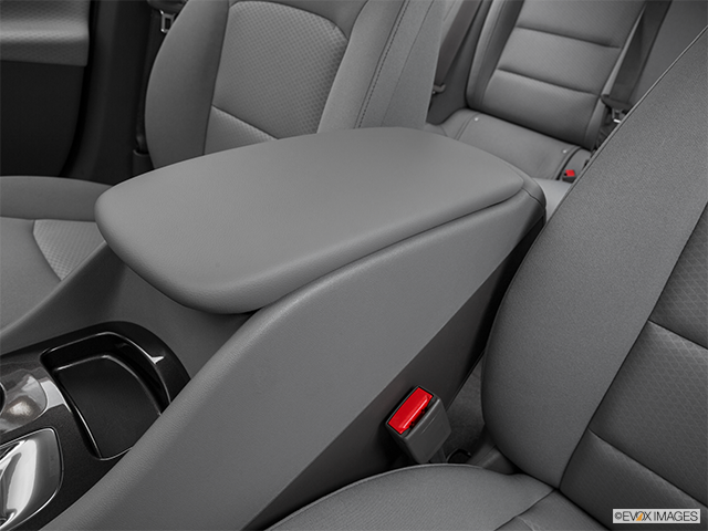 2017 Chevrolet Malibu: Reviews, Price, Specs, Photos and Trims | Driving.ca