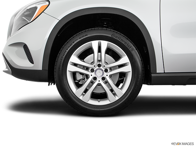 2017 Mercedes-Benz GLA: Reviews, Price, Specs, Photos and Trims ...