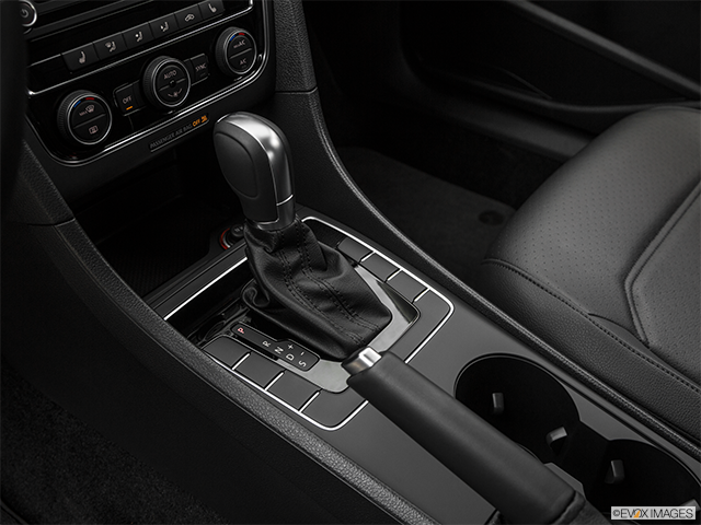 2017 Volkswagen Passat: Price, Review, Photos and Specs - Read This ...