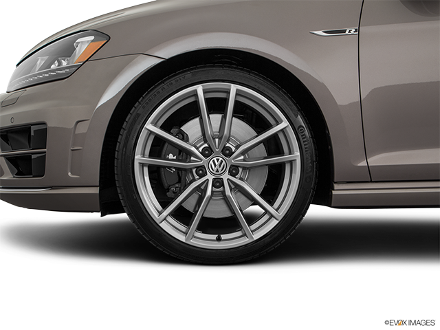 2017 Volkswagen Golf R: Reviews, Price, Specs, Photos and Trims ...