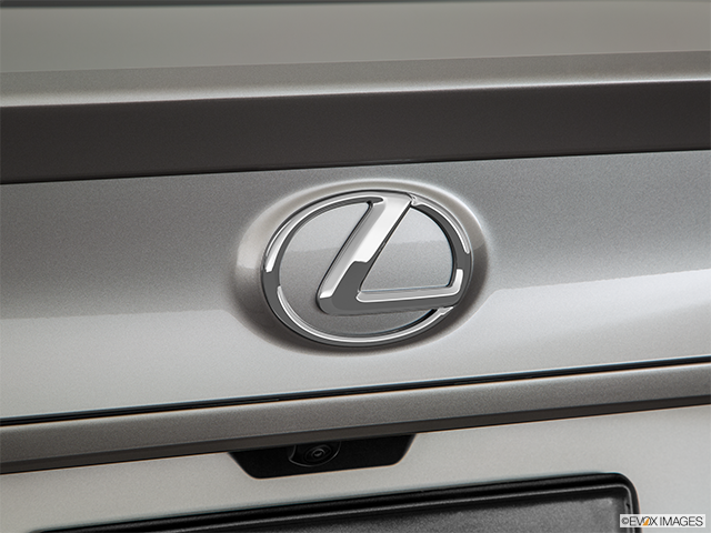 2017 Lexus RC 350: Price, Review, Photos and Specs (Canada) | Driving.ca