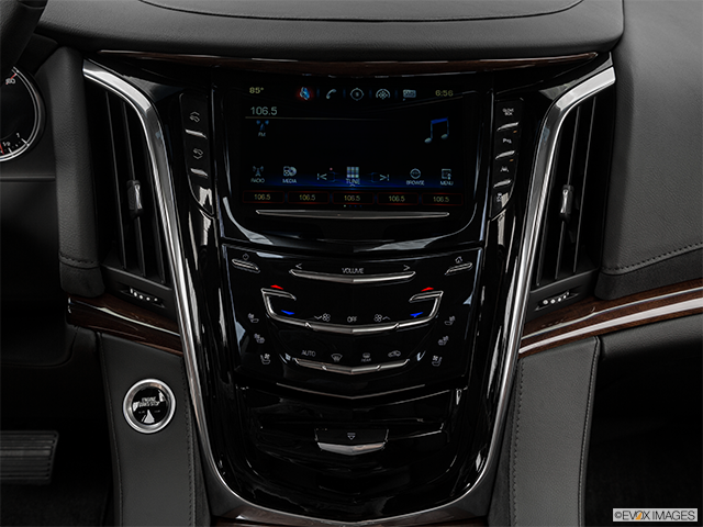 2017 Cadillac Escalade: Price, Review, Photos and Specs - Read This ...
