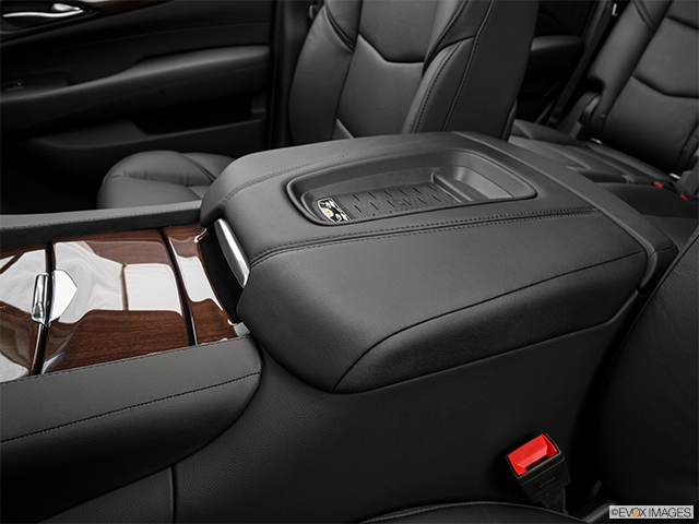 2017 Cadillac Escalade: Price, Review, Photos and Specs - Read This ...