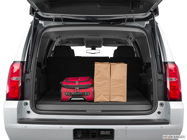 2017 Chevrolet Suburban: Reviews, Price, Specs, Photos and Trims ...